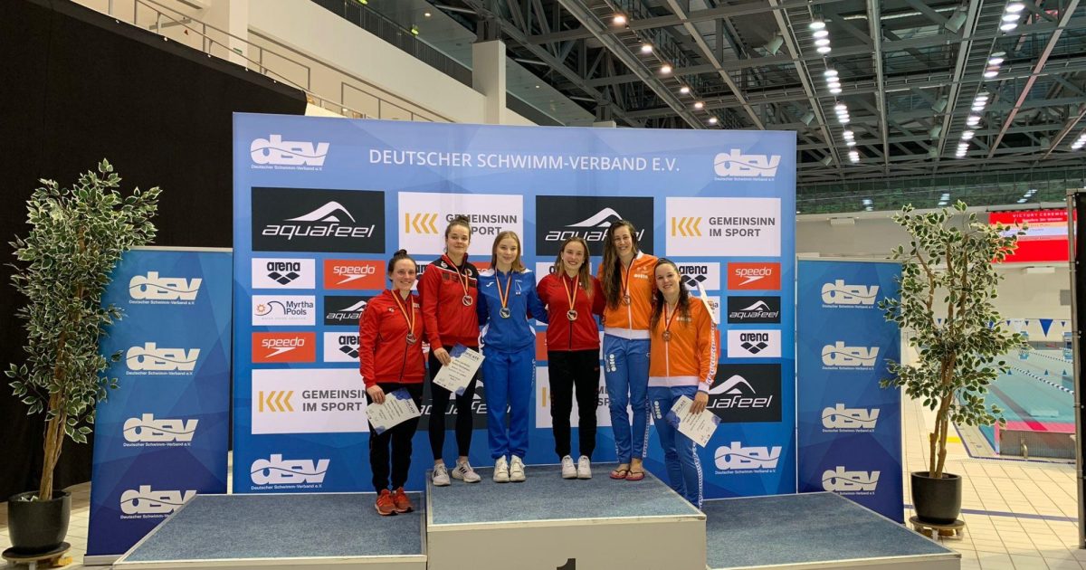 KNZB | Inge Jansen en Celine van Duijn springen naar brons in Berlijn